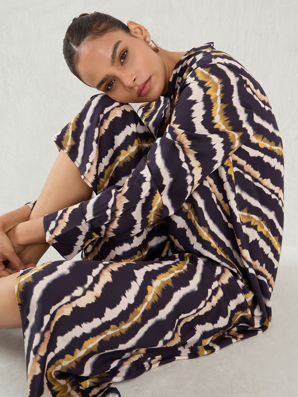 Black Abstract Print Asymmetric Midi Dress